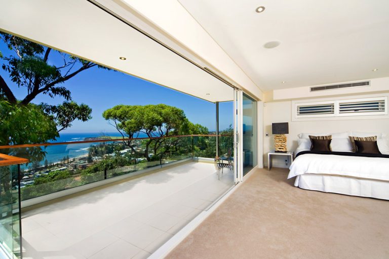 Series 704 - SlideMASTER™ Sliding Door - Architectural Aluminium